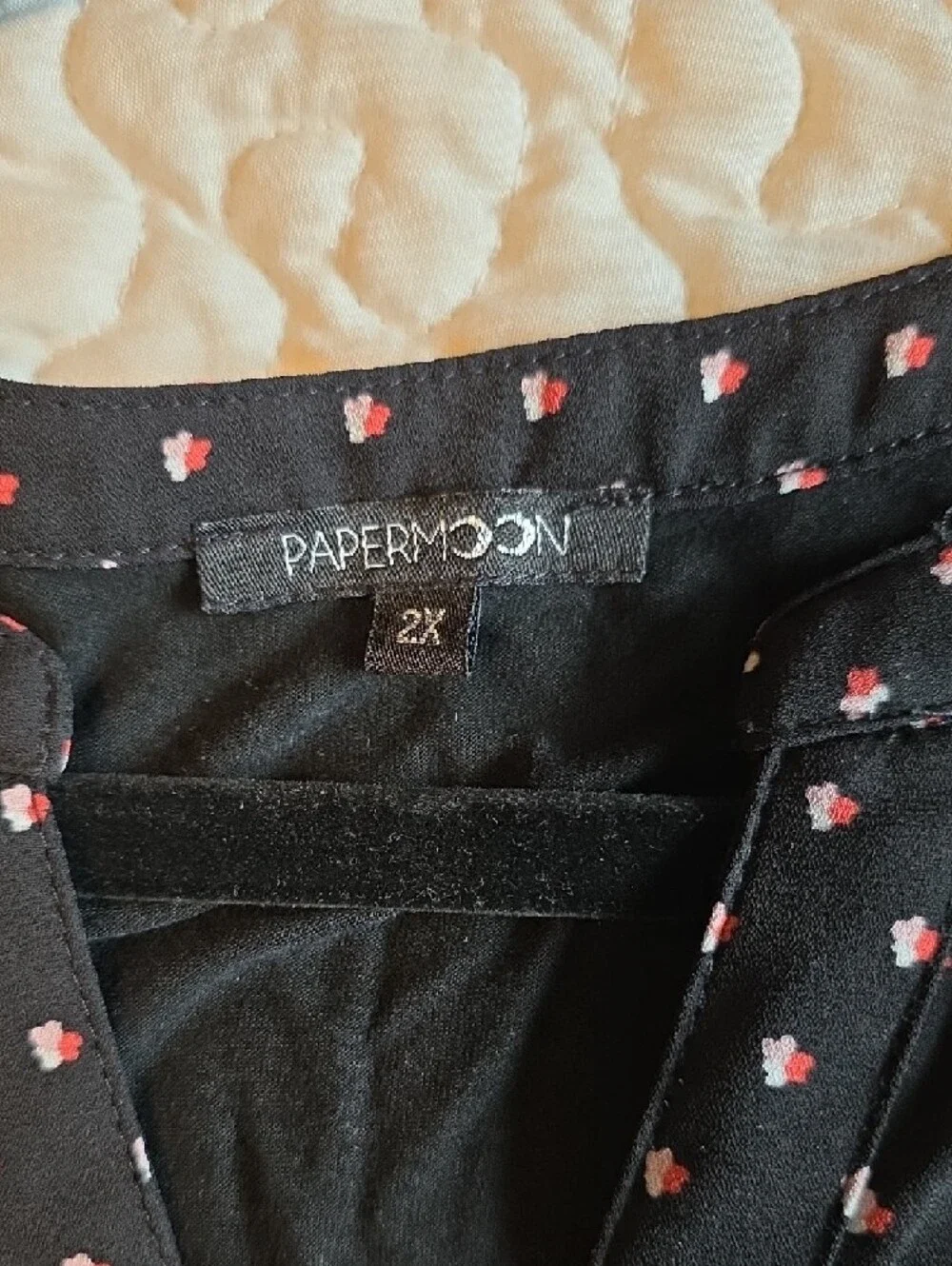 Papermoon | Tops | Papermoon Black Sleeveless Vsplit Top With Pink Dot ...